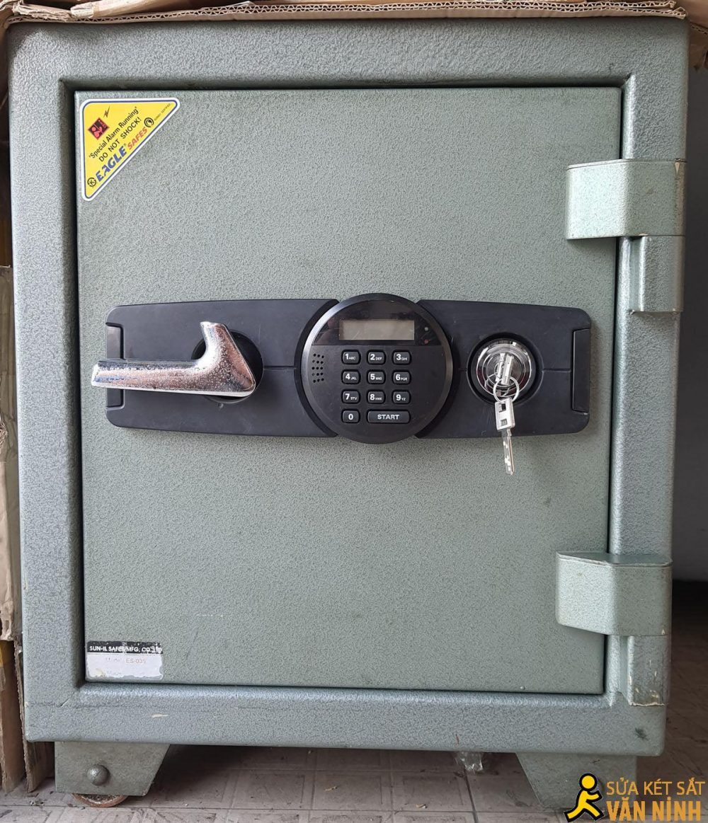 Két sắt cũ thanh lý giá rẻ bảo hành 24 tháng giao miễn phí